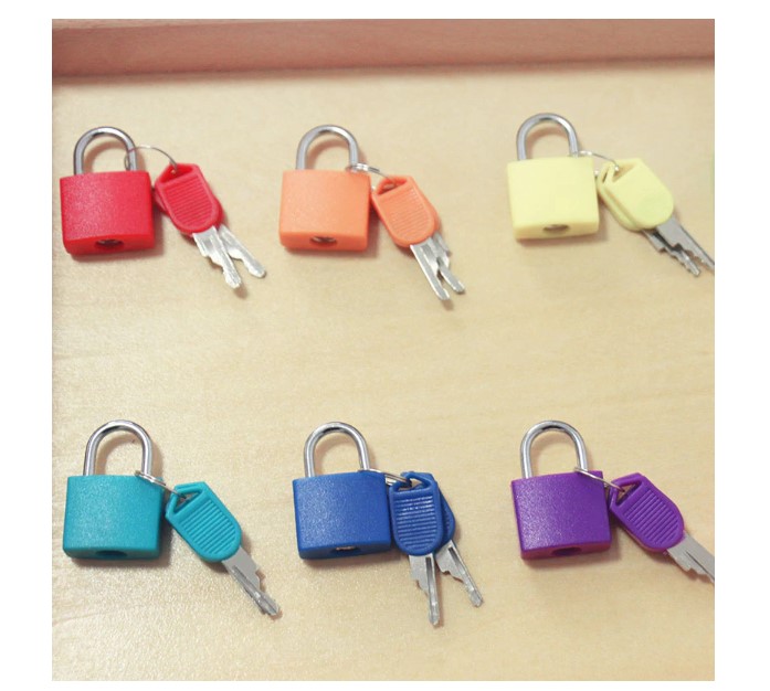 Kid's Locks Montessori Toy - Made Minimal